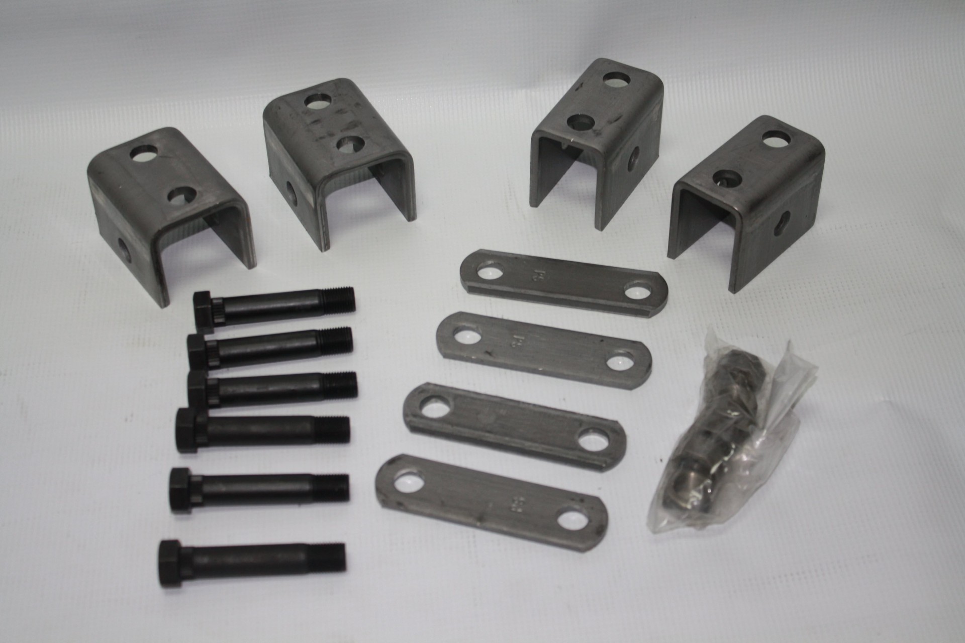 SINGLE AXLE HANGER KIT | Wheeler Metals